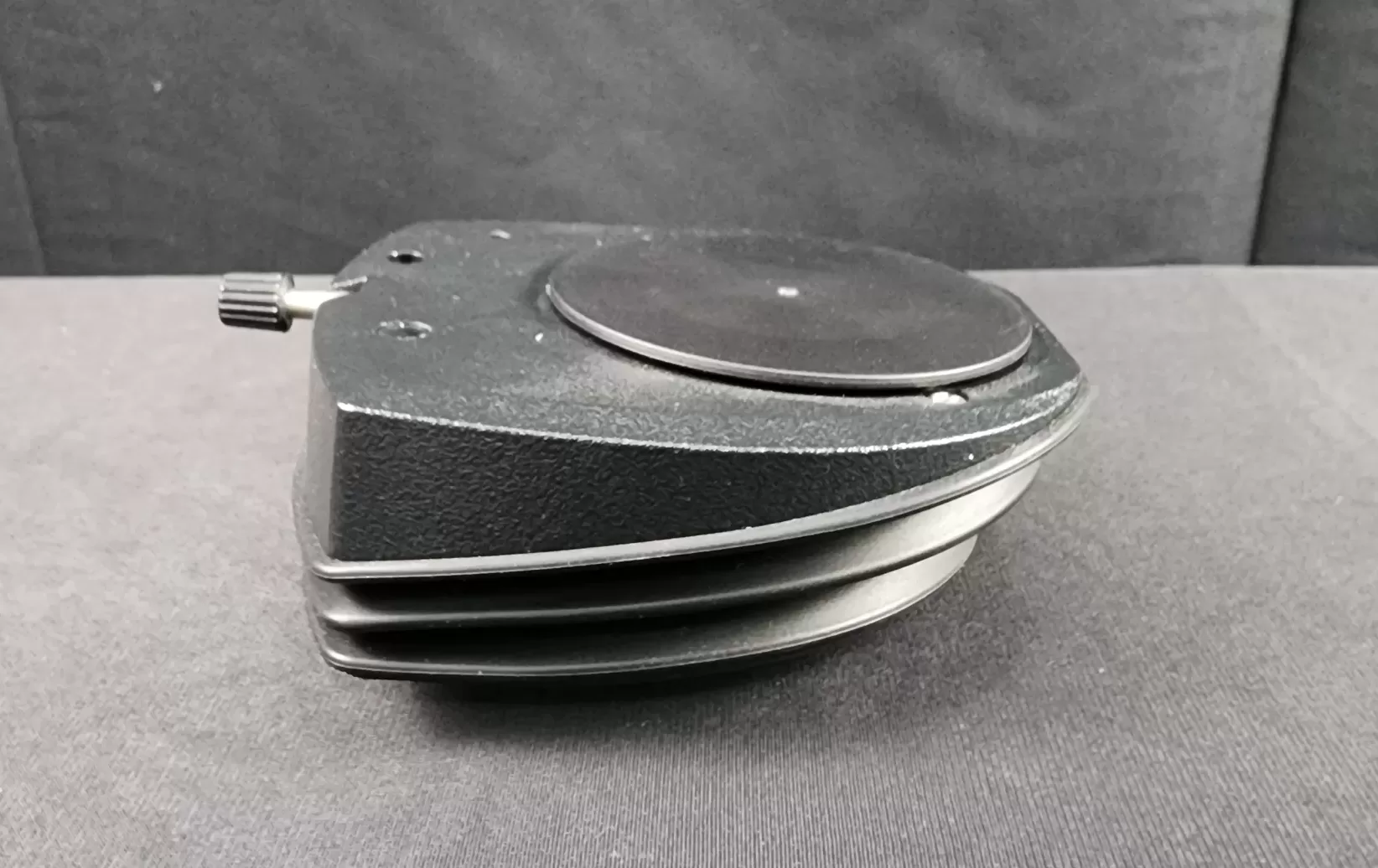 Leica ErgoWedge 5°-25° - Marathon Medical Inc